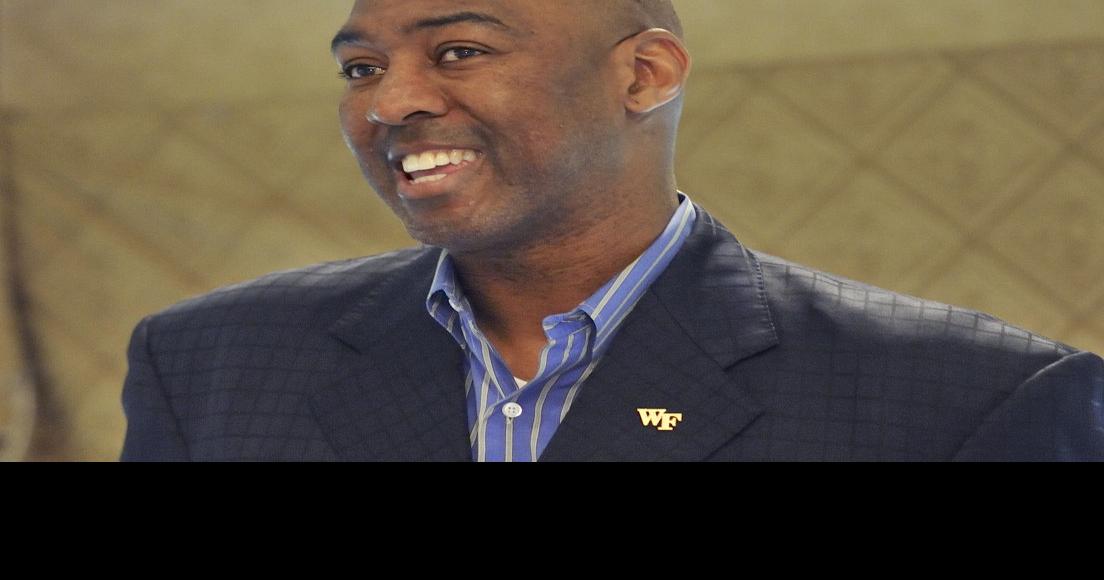 Maui tourney is a family affair for Mannings