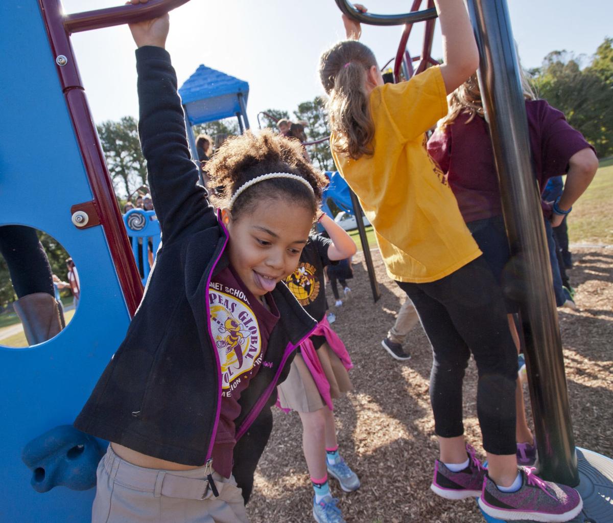 Speas Global Elementary students get new $75,000 playground from HGTV ...