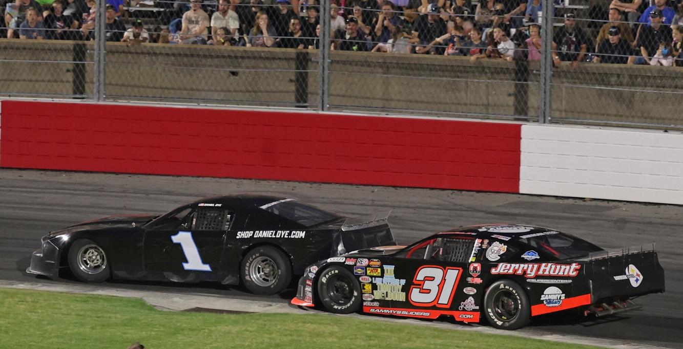 Burt Myers picks up win No. 99 in Modified race at Bowman Gray Stadium