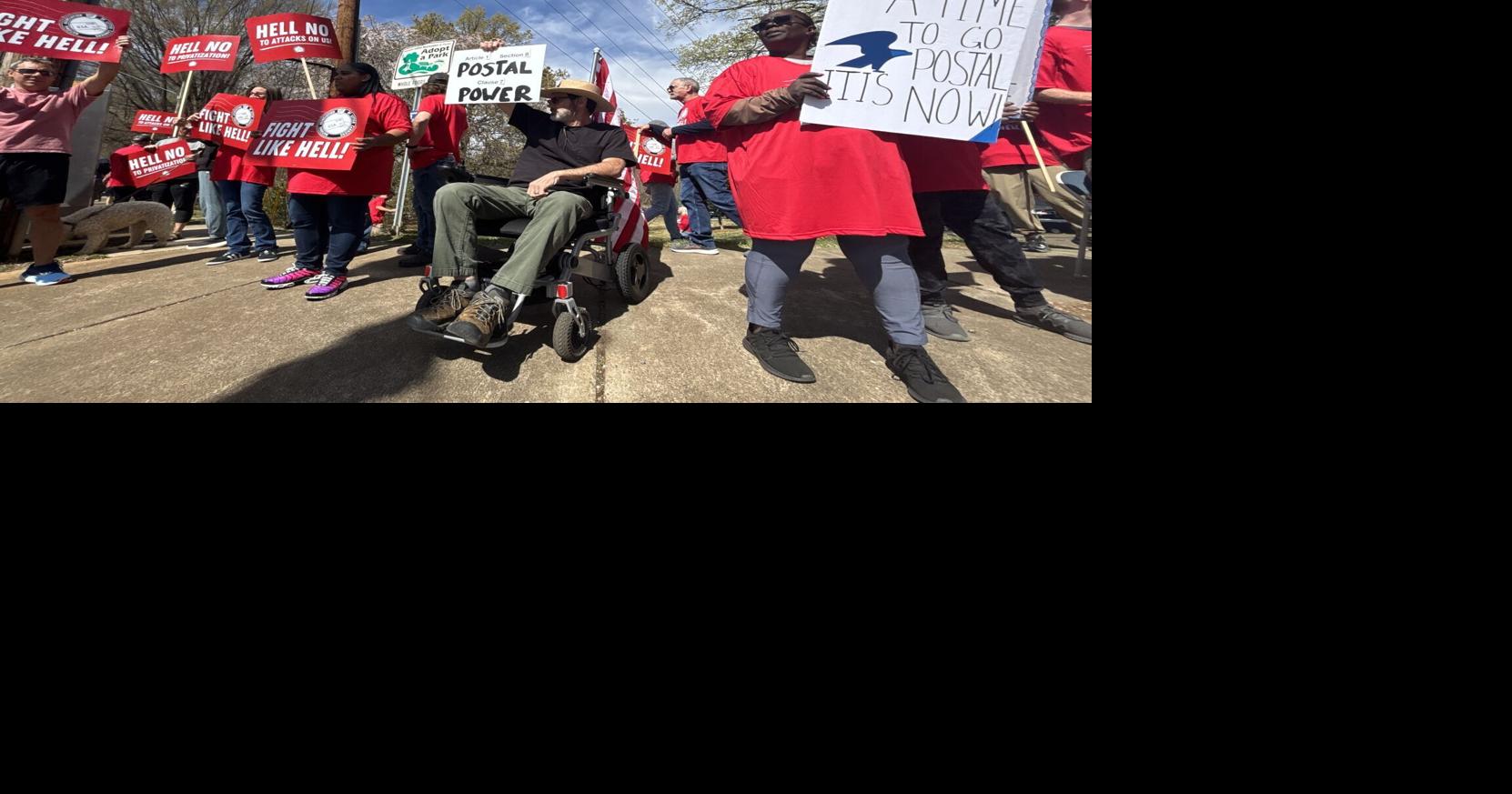 Postal Service Workers Protest potential privatization