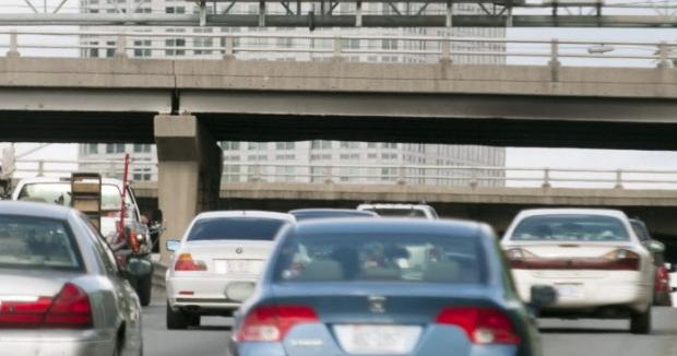 Students pledge: no texting while driving