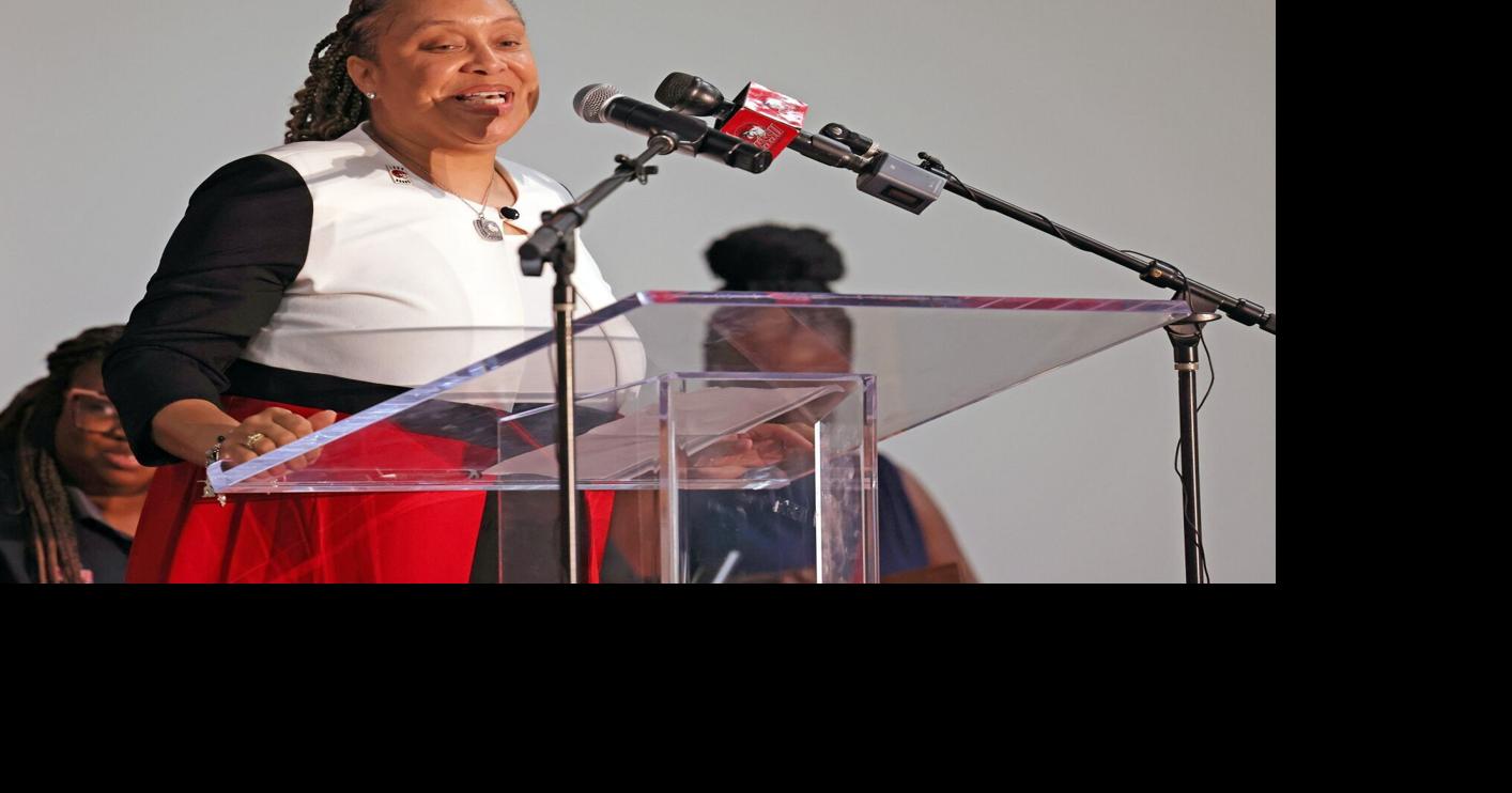 Winston-Salem State athletic director Etienne Thomas resigns