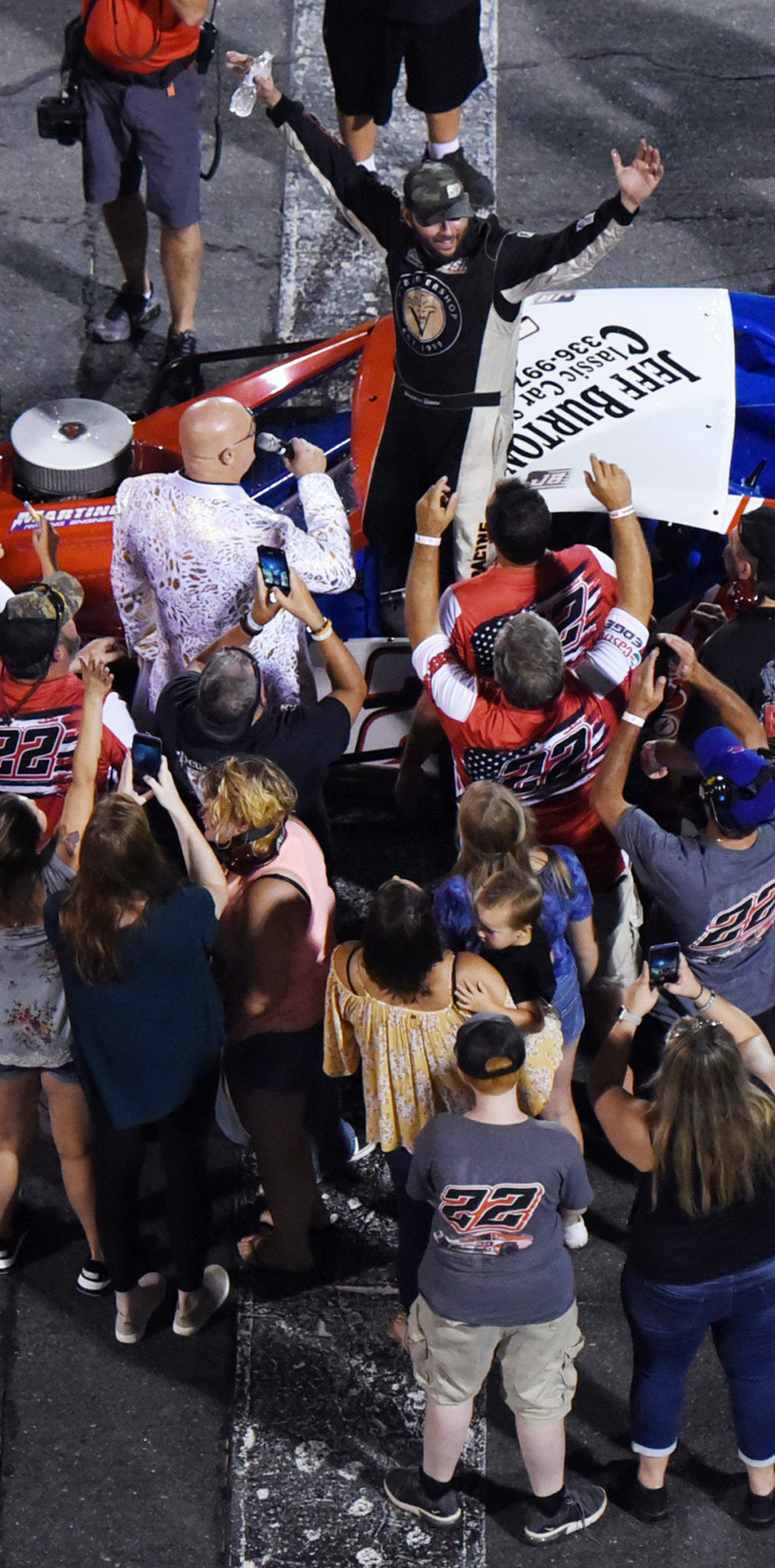 Twin 50-lap Modified races at Bowman Gray provided for a wild Saturday ...
