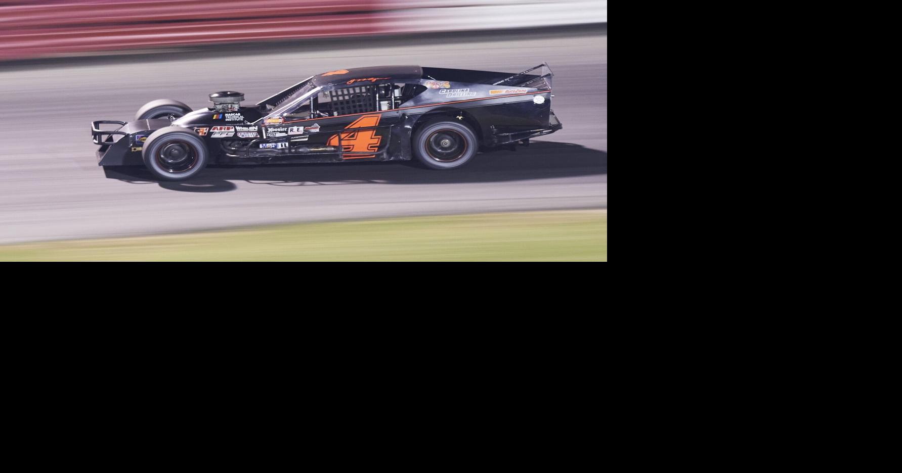 Jason Myers withstands push from his brother, Burt, to win Modified 100 ...