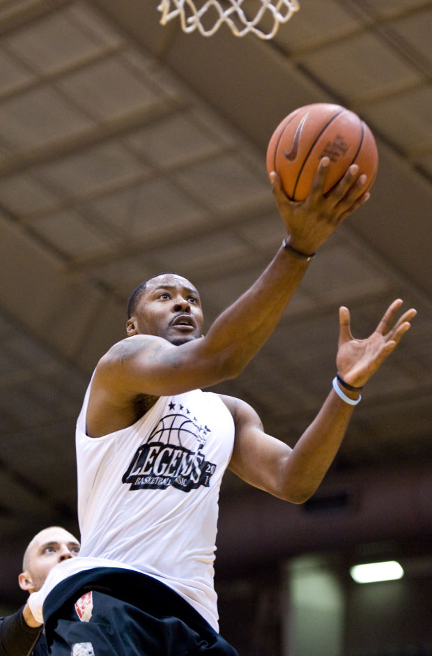 Photos: Legends Basketball Classic