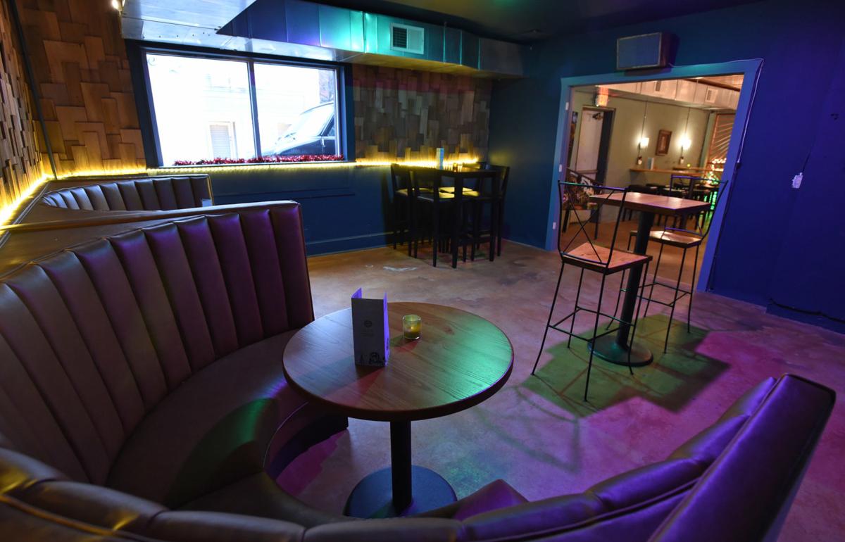 Downtown Hoots Satellite bar opens in arts district