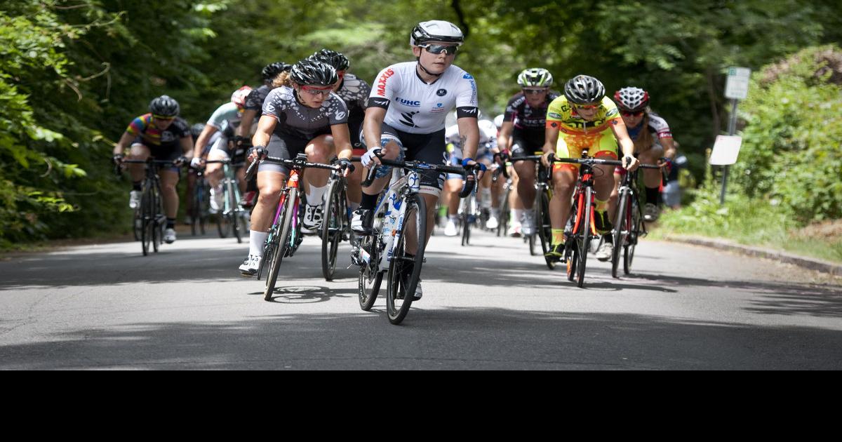 Skujins sprints to Classic victory