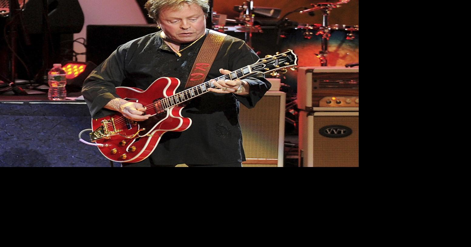 Guitarist Rick Derringer dies at 77