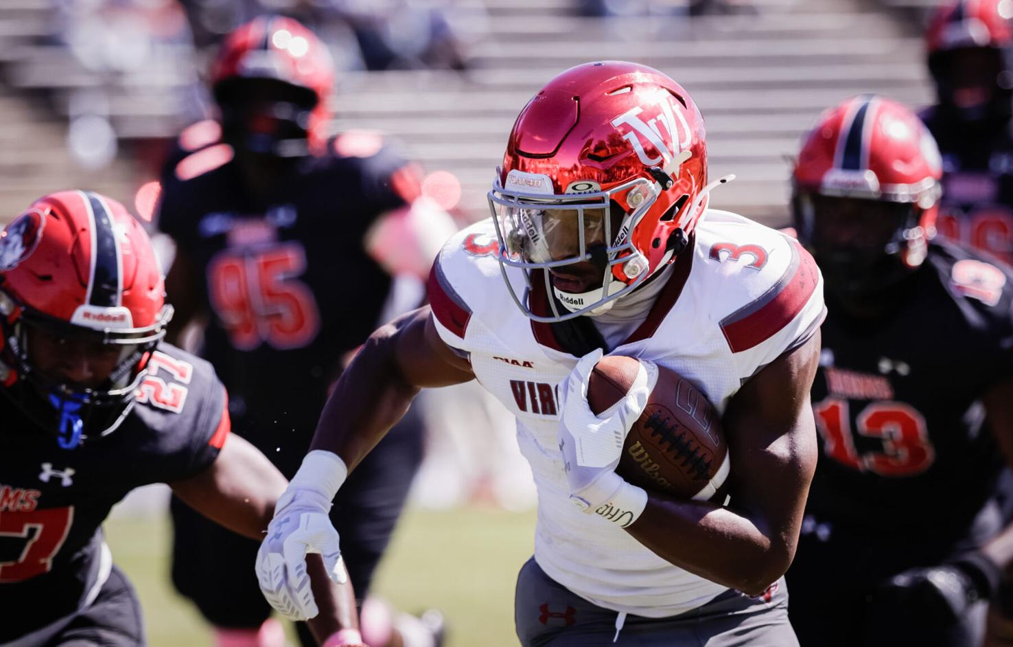 No. 19 Virginia Union rolls past WSSU in key CIAA game