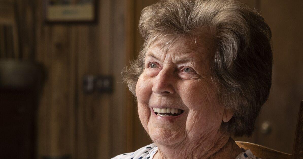 Evva Hanes, founder of Moravian Sugar Crisp Co., dies at 90