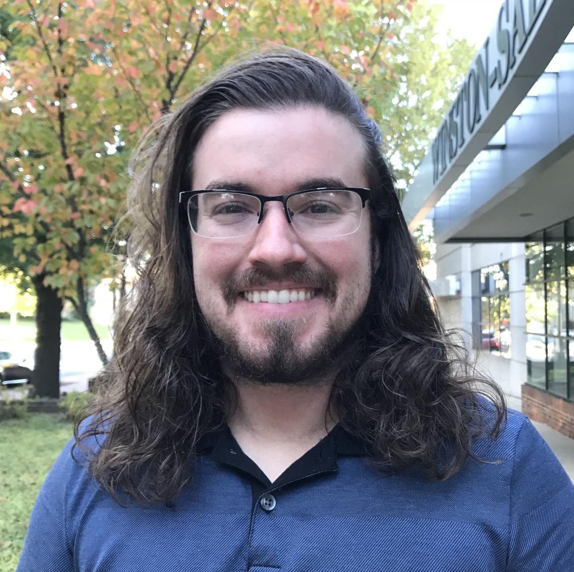 App Trail: Blythe Hall and his temporary hair change