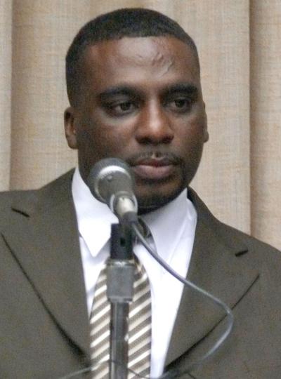 Reports about assailant in Smith case at center of dispute