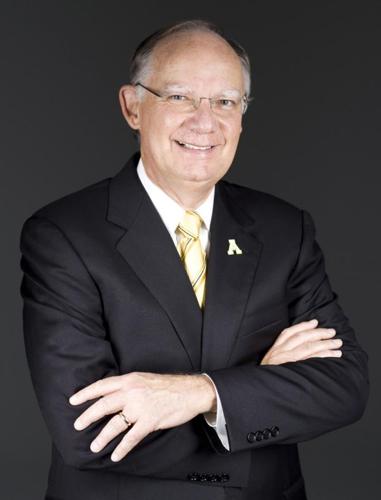 Appalachian State Chancellor Kenneth Peacock resigns