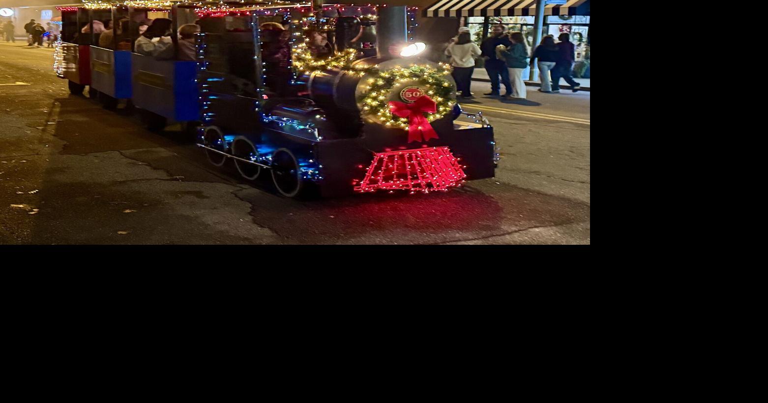 Christmas Train rolls through | | journalpatriot.com
