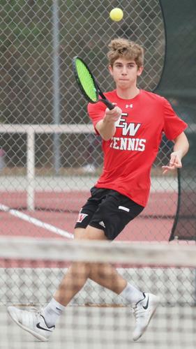 East tennis sweeps Central, 9-0 | Sports | journalpatriot.com