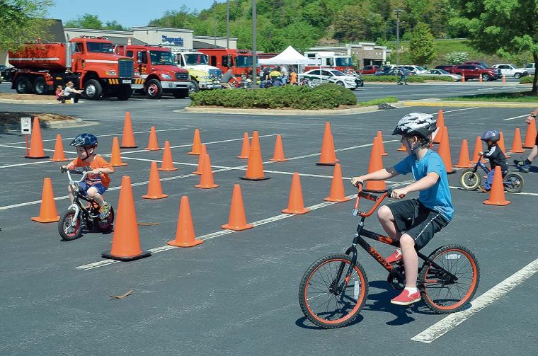 Bike Rodeo draws hundreds | News | journalpatriot.com