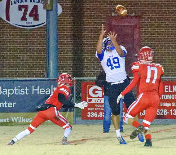 Wolverines beat Cardinals to advance in playoffs | Sports ...