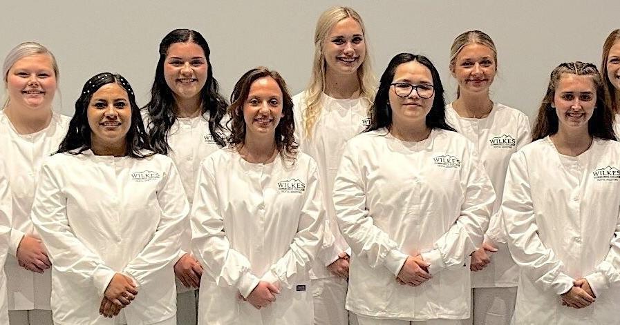 Dental assisting students receive pins | | journalpatriot.com