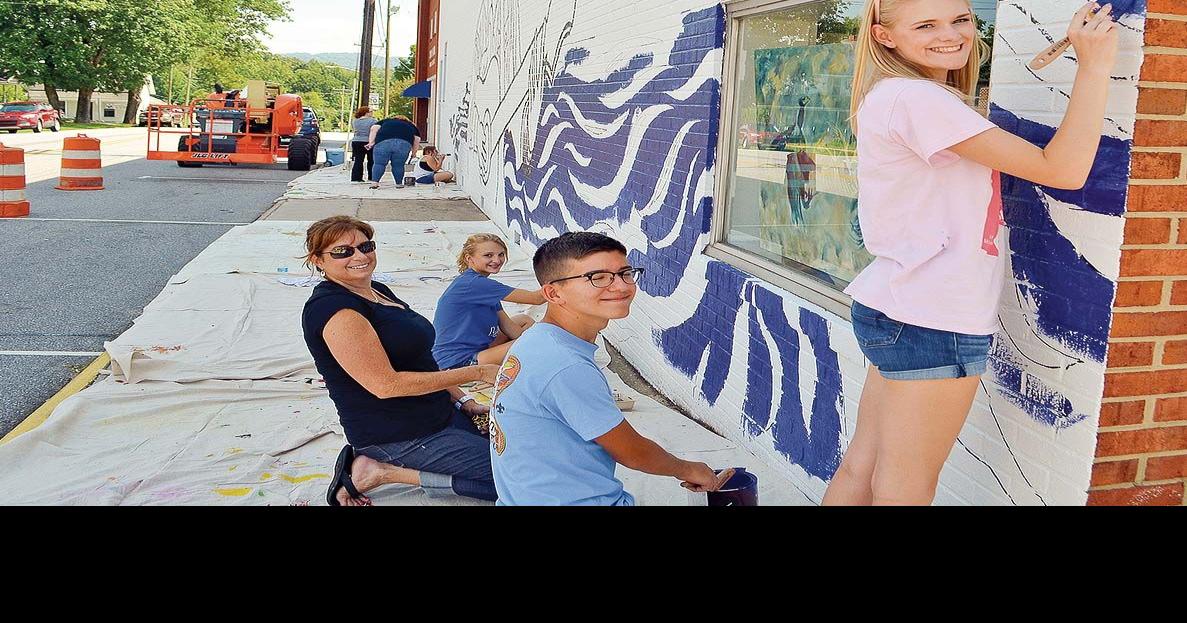 Mural features Doc Watson | News | journalpatriot.com