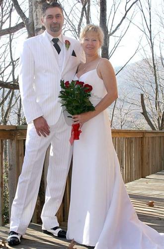 Connie Broyhill, Daniel Ledford wed November 11 | Lifestyles ...