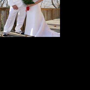 Connie Broyhill, Daniel Ledford wed November 11 | Lifestyles ...