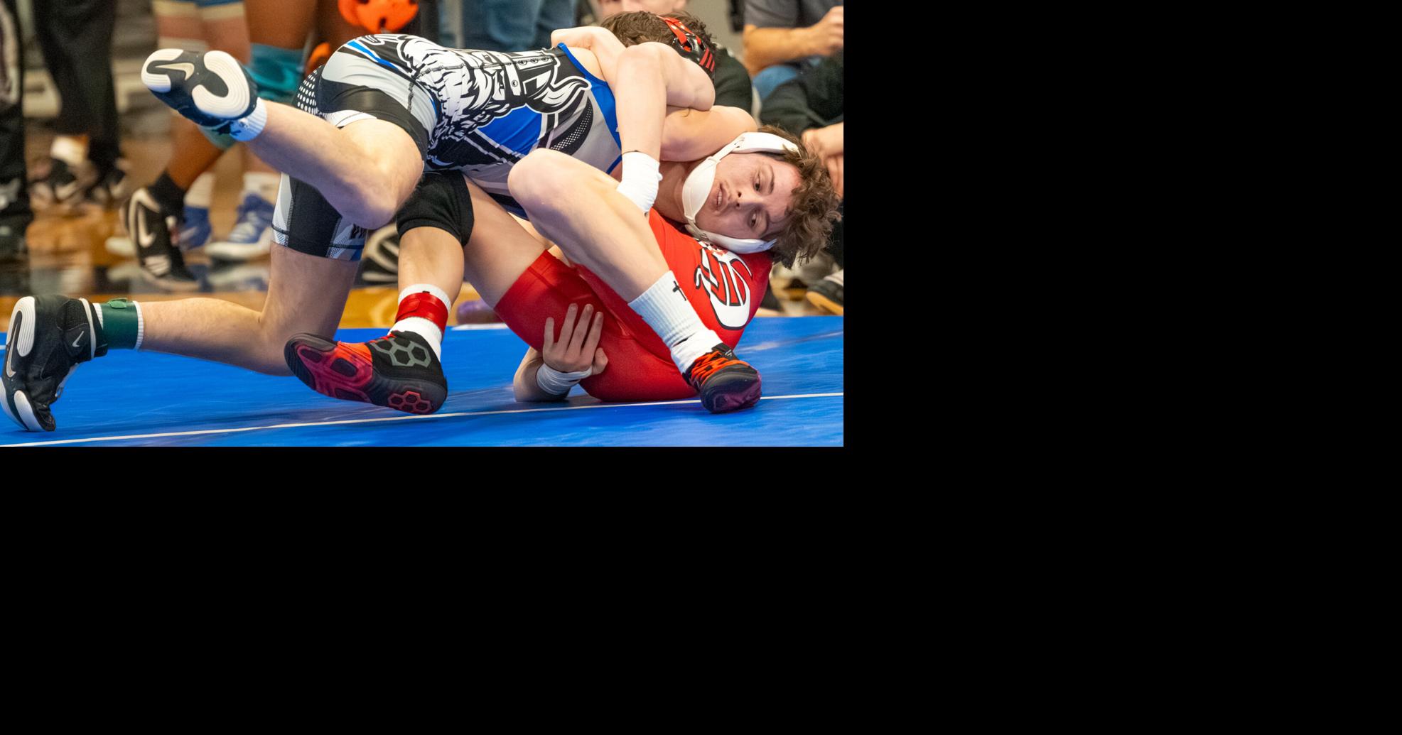 North, West boy grapplers still tied in MVC | Sports | journalpatriot.com