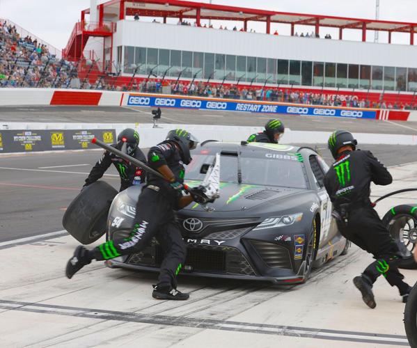 Larson takes Tyson 250; Gibbs team wins Pit Challenge | Sports ...