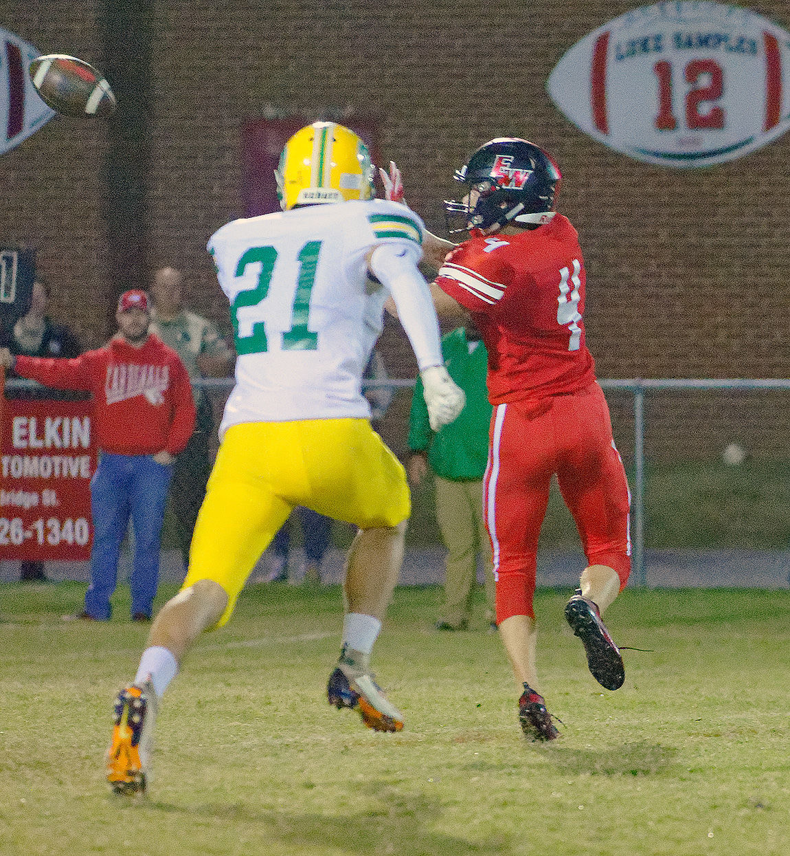 Homecoming fireworks | Sports | journalpatriot.com