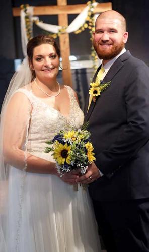 Riley-Bennett couple weds July 27 in Grand Island, N.Y. | Lifestyles ...