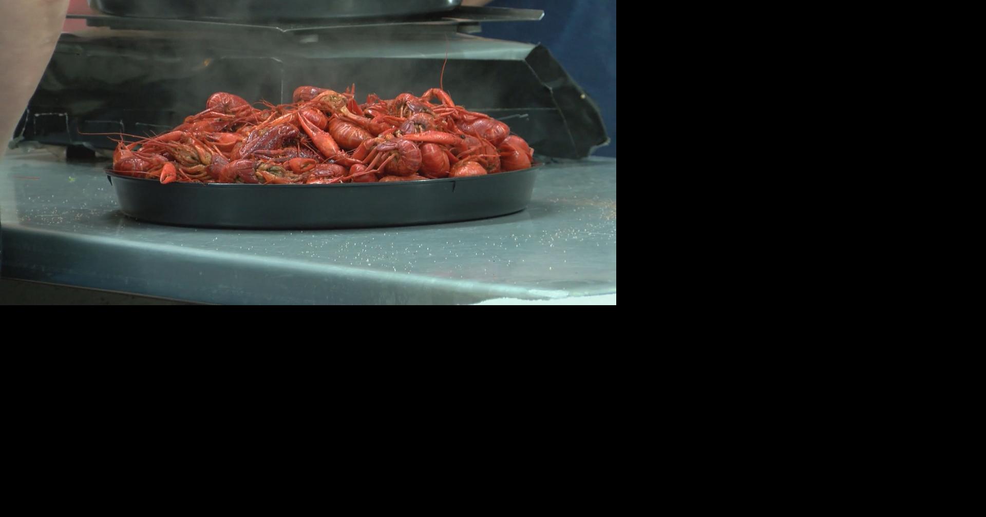Boiled Crawfish at Hawk's Crawfish Restaurant | | kadn.com