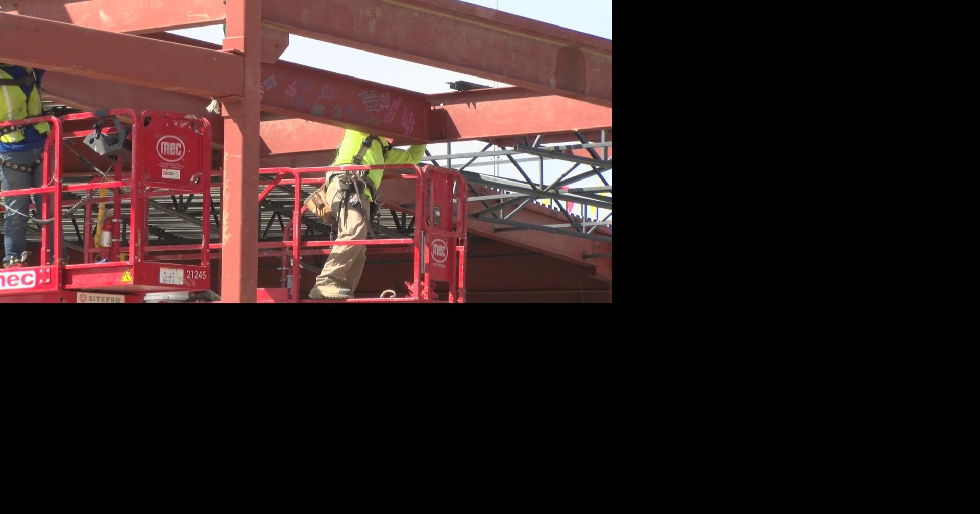 JS Clark Leadership Academy in Opelousas holds 'topping out' ceremony ...