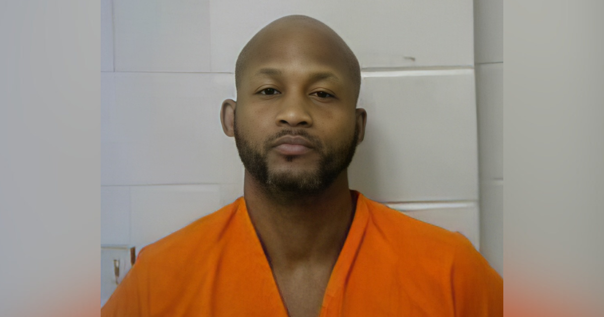Jennings man accused of setting house on fire while 2 people inside ...