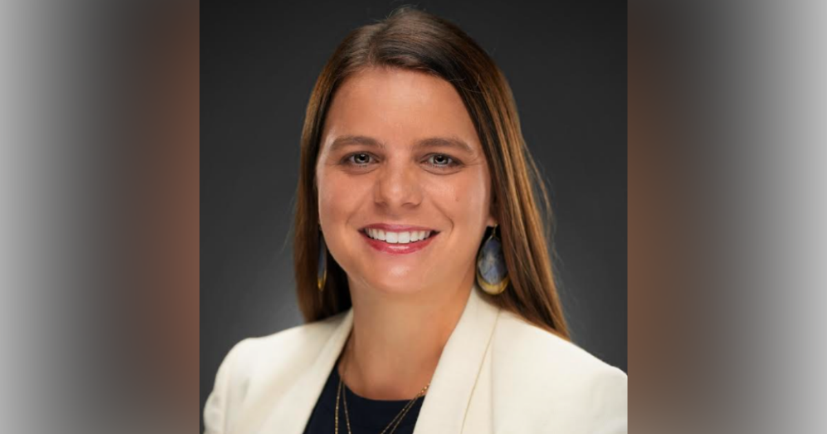 Dr. Erin Atkins named new principal of Comeaux High | Local | kadn.com