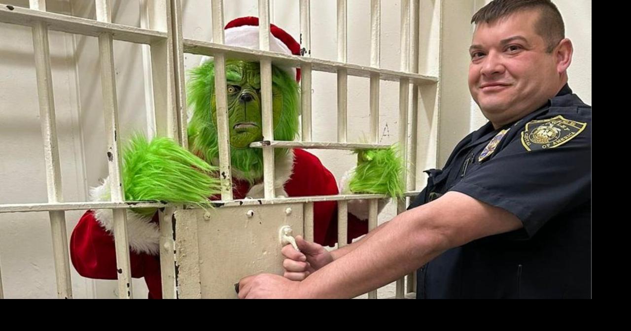 Crowley police arrest Grinch ahead of Christmas | Local | kadn.com