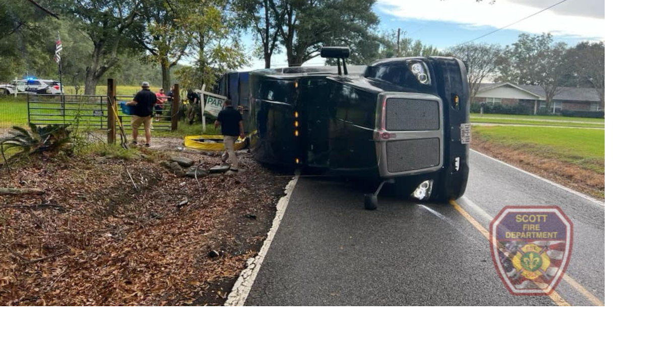 Overturned 18-wheeler blocks Elmira Drive in Scott | Local | kadn.com