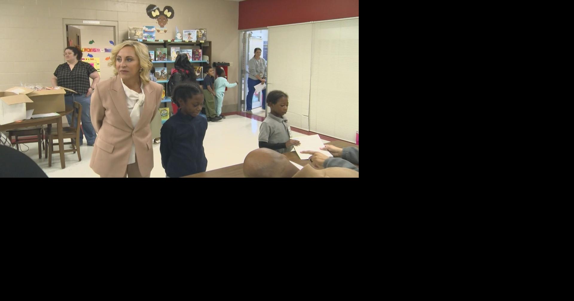 First Lady Sharon Landry teams up with groups for free vision screening ...