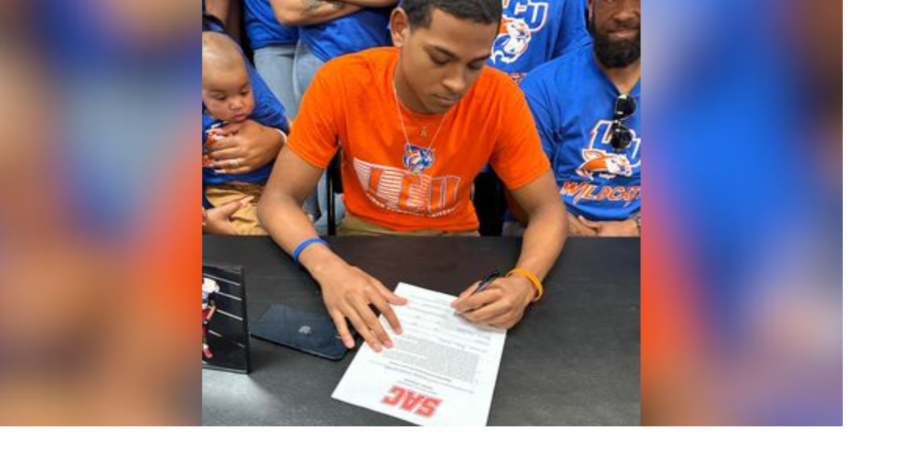 Abbeville wide receiver Brian Gordon signs with LCU | High School ...