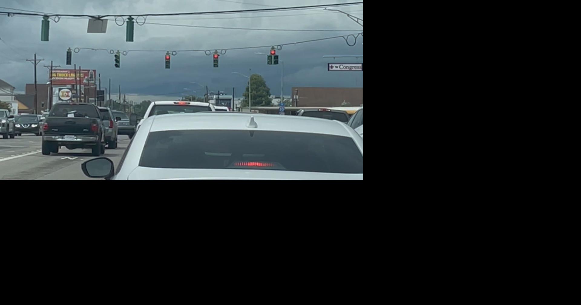 Traffic lights malfunction at intersection of Bertrand Drive and West ...