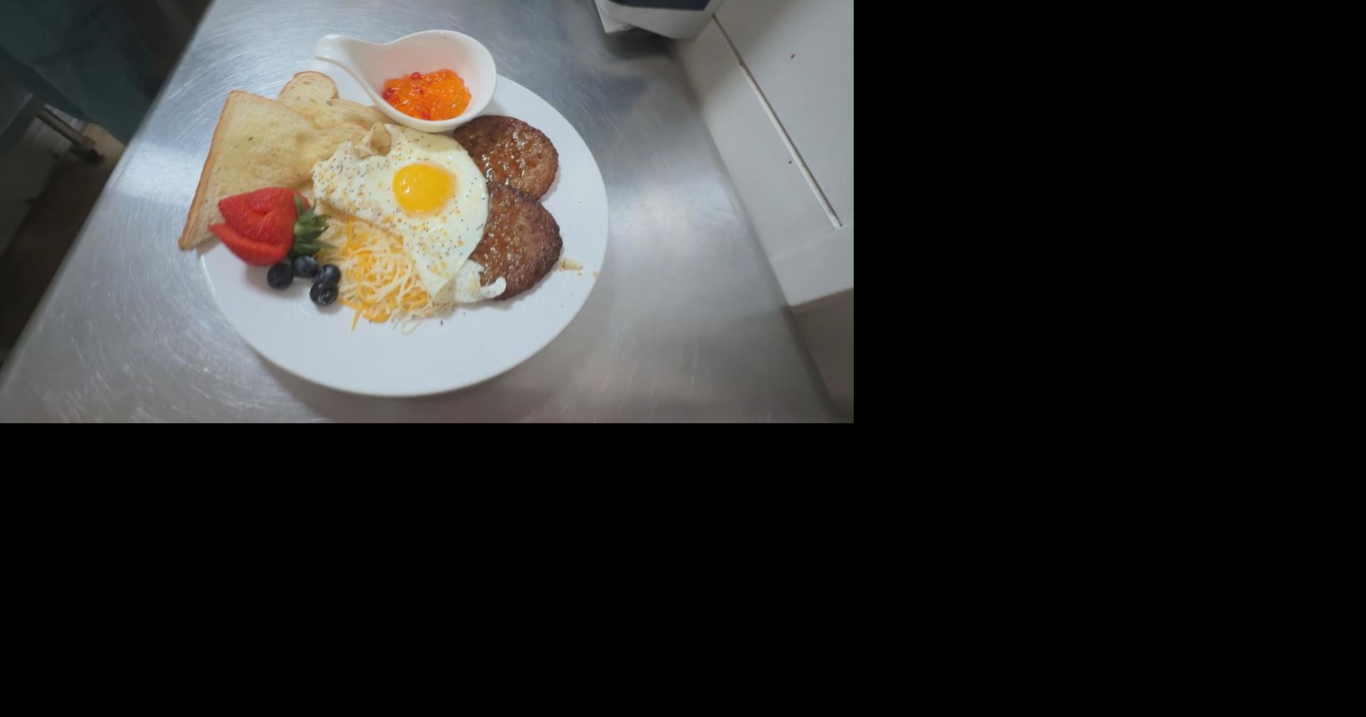 Friday Feed: Church Alley Bistro Loaded Grits | Video | kadn.com
