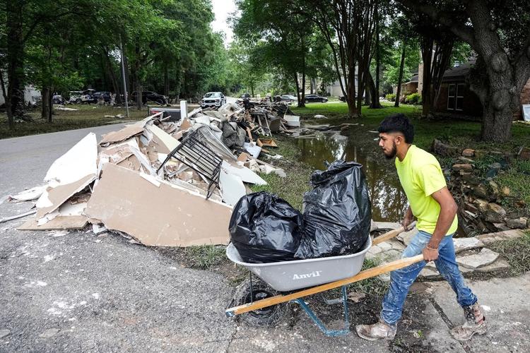 Southeast is lashed by more severe weather after deadly storms and tornadoes hit Tennessee ...