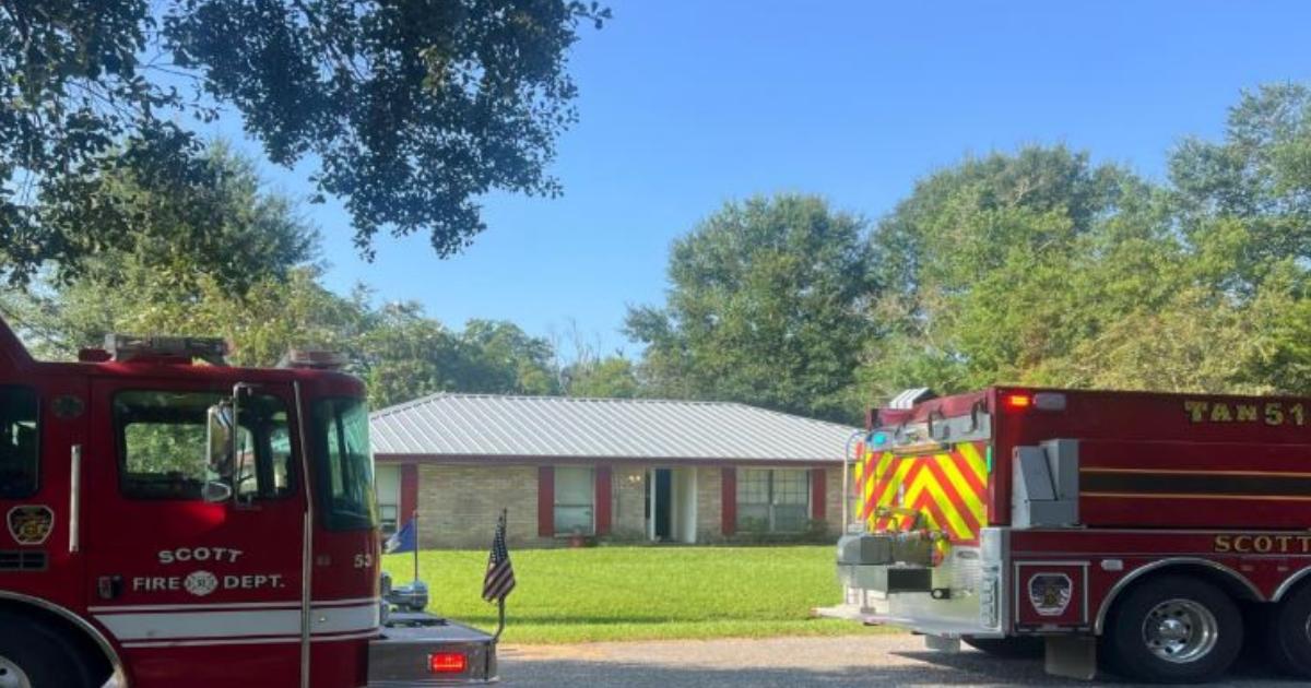 Woman near Scott suffers burns on hands and arms in kitchen fire caused ...