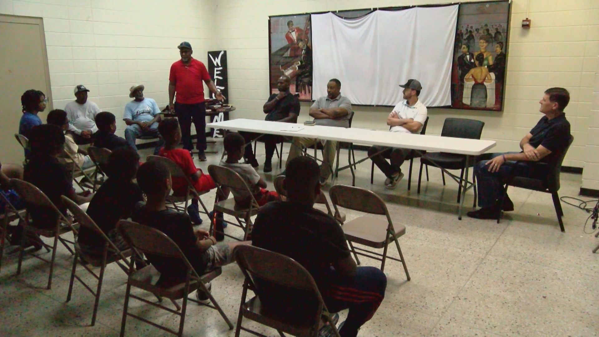 Lafayette welcomes Southern Classic Chicken with long lines on Johnston ...