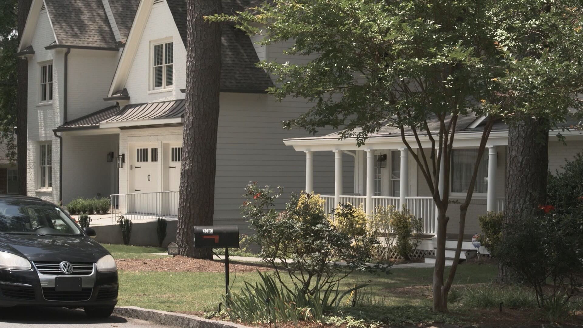 Lafayette High unveils new gym; new campus opens in July | Local | kadn.com