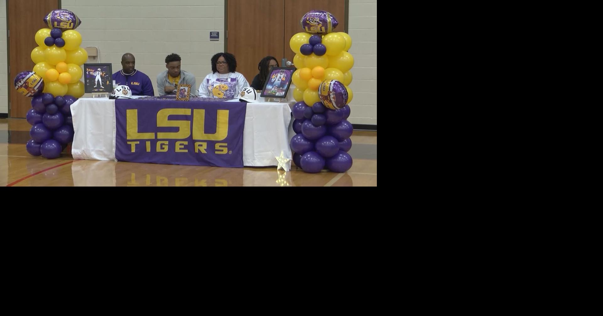 High school football players across Acadiana sign letters of intent on ...