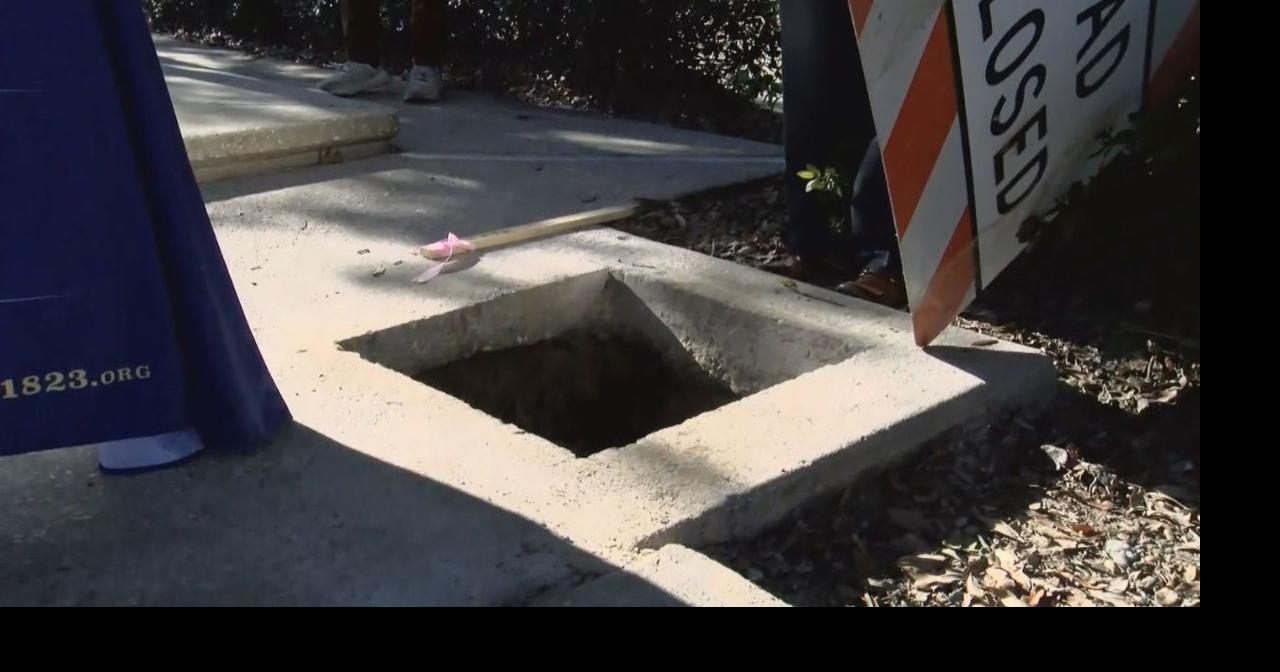 Lafayette Parish Time Capsules Buried for Bicentennial | | kadn.com