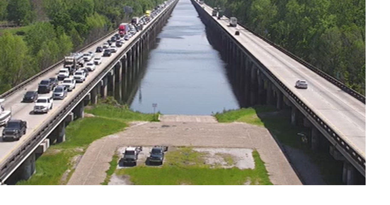 Drivers sit in bumper-to-bumper traffic on I-10 West on Atchafalaya ...