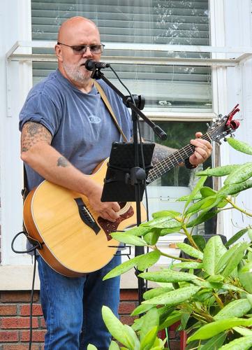 Rhythm of reflection: Randy Solo's serenade across Kane ...