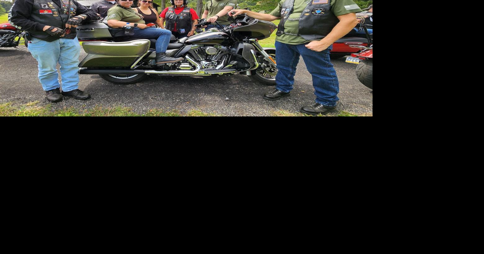 Reflecting on remembrance: Amie Gullifer leads the “Blessing of the ...