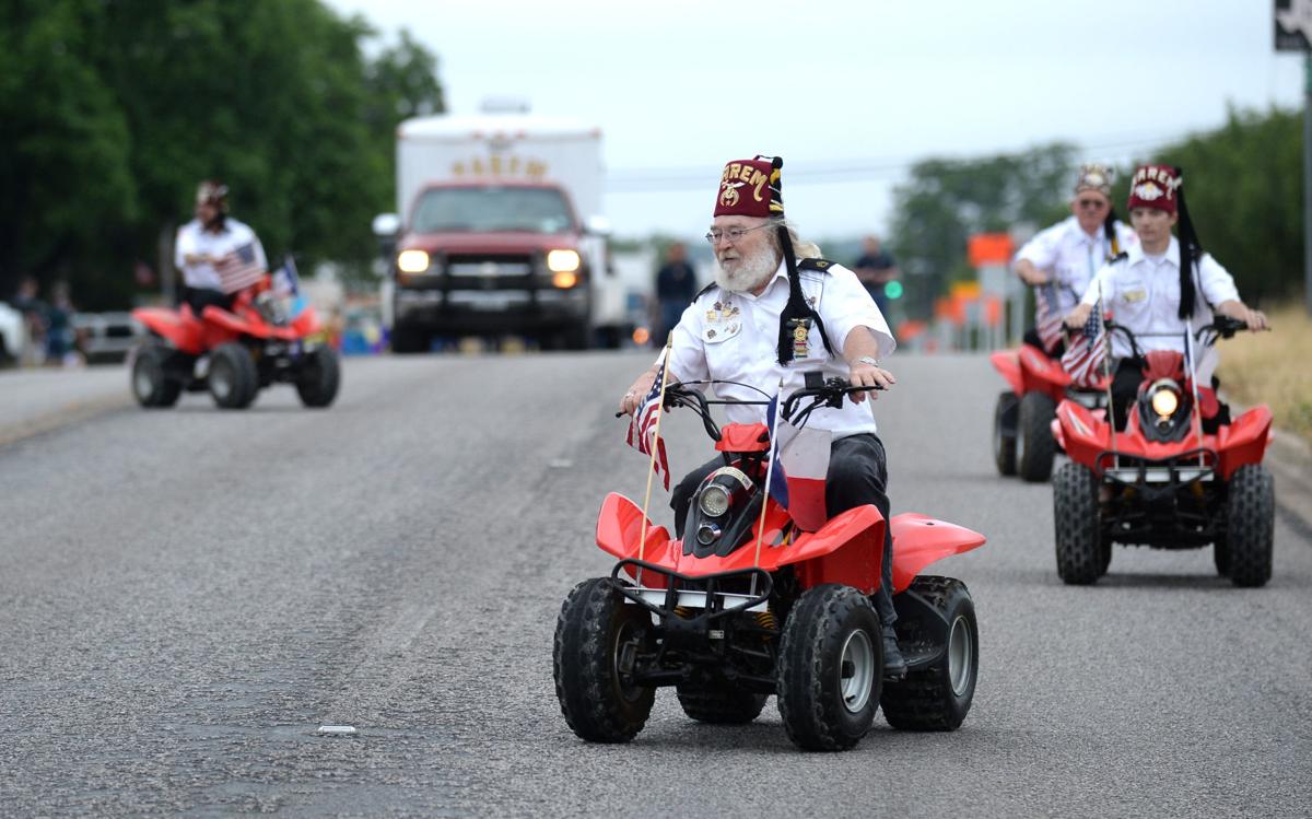 Rain or shine, Rabbit Fest brings out residents in Cove | Local News ...
