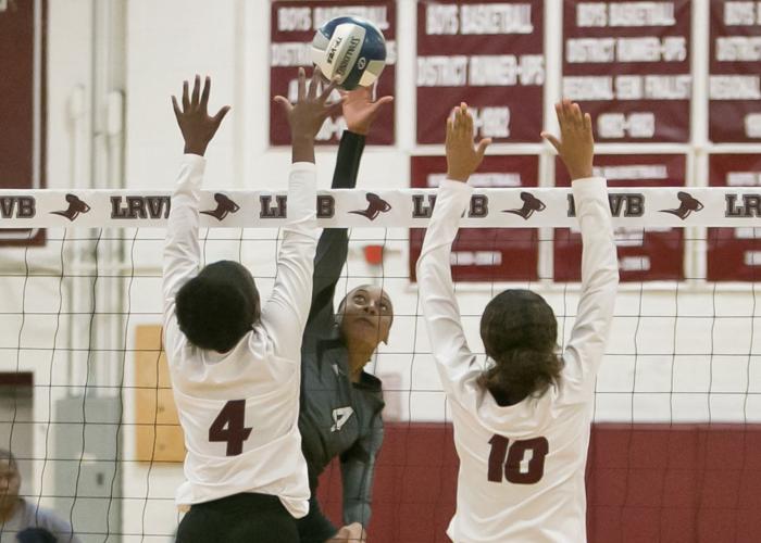 Shoemaker sweeps Lady Kangaroos on the road | Killeen | kdhnews.com